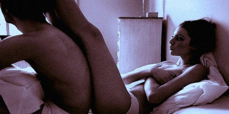Cover Your Eyes Aftersex Selfies Are Now A Thing Yourtango